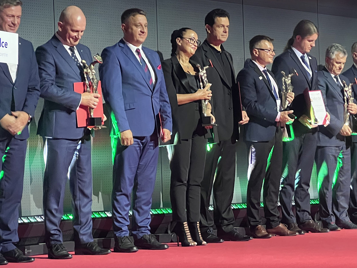 Mikrokontroler.pl – portal dla elektroników » Future Task Force otrzymał nagrodę Defender na ...